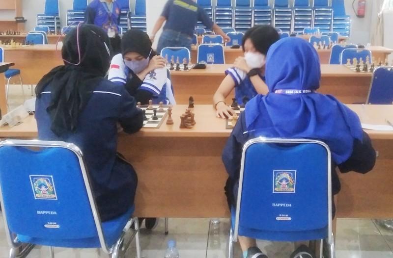 Turnamen Catur Porda XVI Berlangsung di Aula Bappeda Sleman | Yogya Pos ...